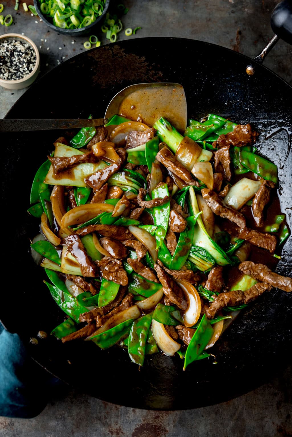 Beef Stir Fry - Nicky's Kitchen Sanctuary