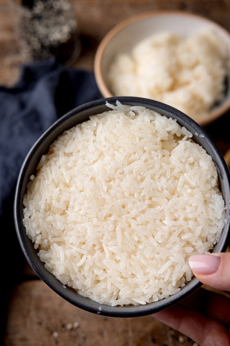 Thai Sticky Rice (rice cooker and saucepan method) - Nicky's Kitchen ...
